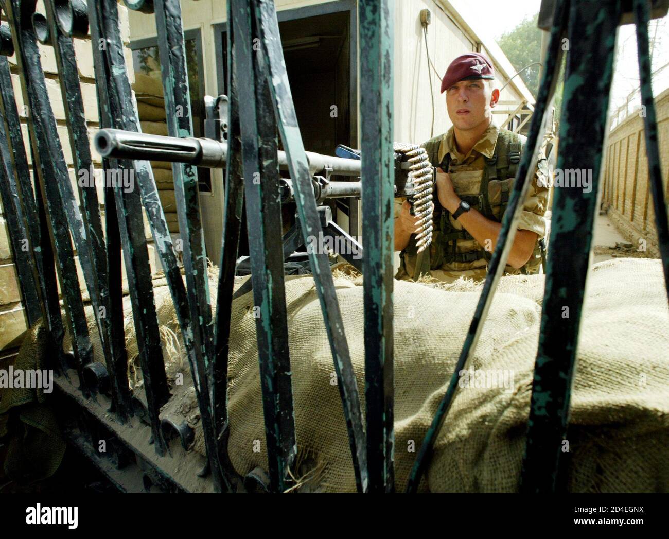 Iraq war 2003 british forces hi-res stock photography and images - Alamy