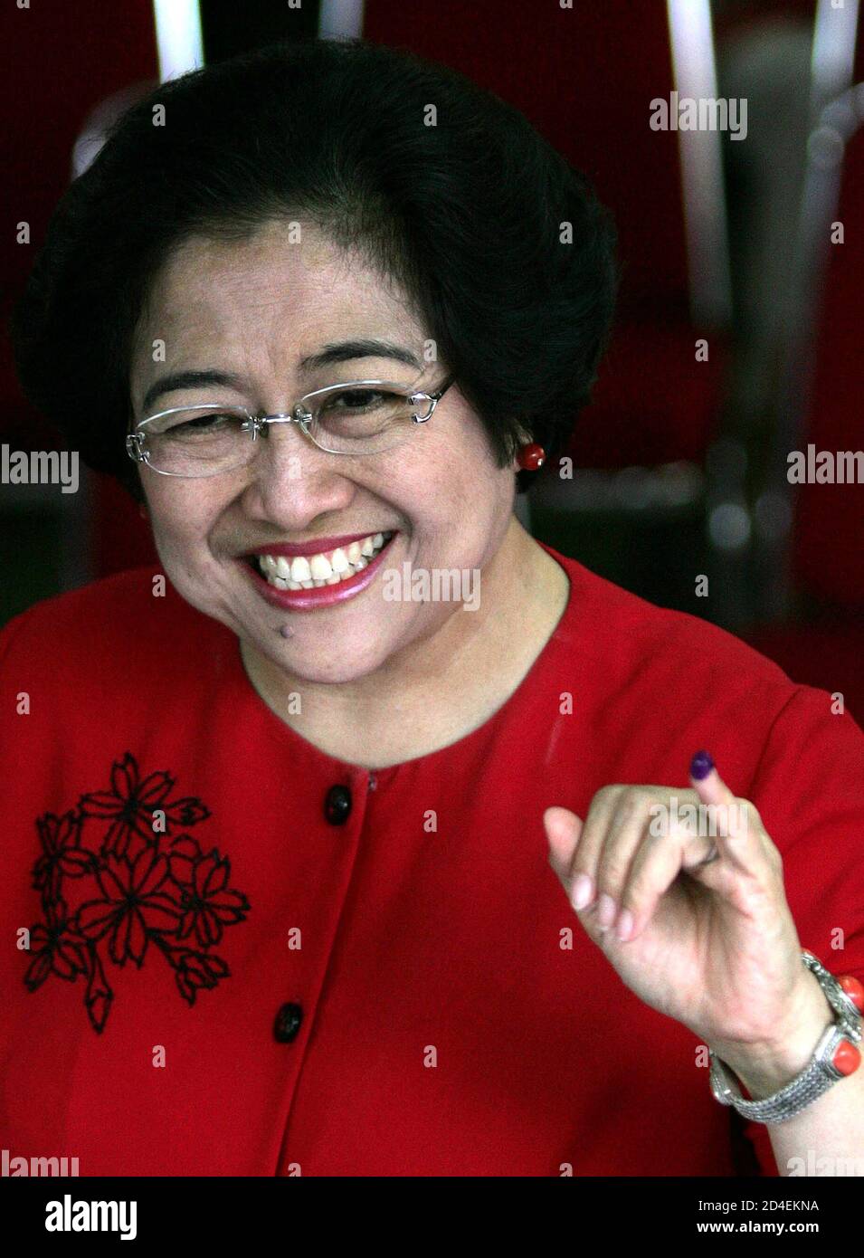 Indonesian president megawati sukarnoputri hi-res stock photography and ...