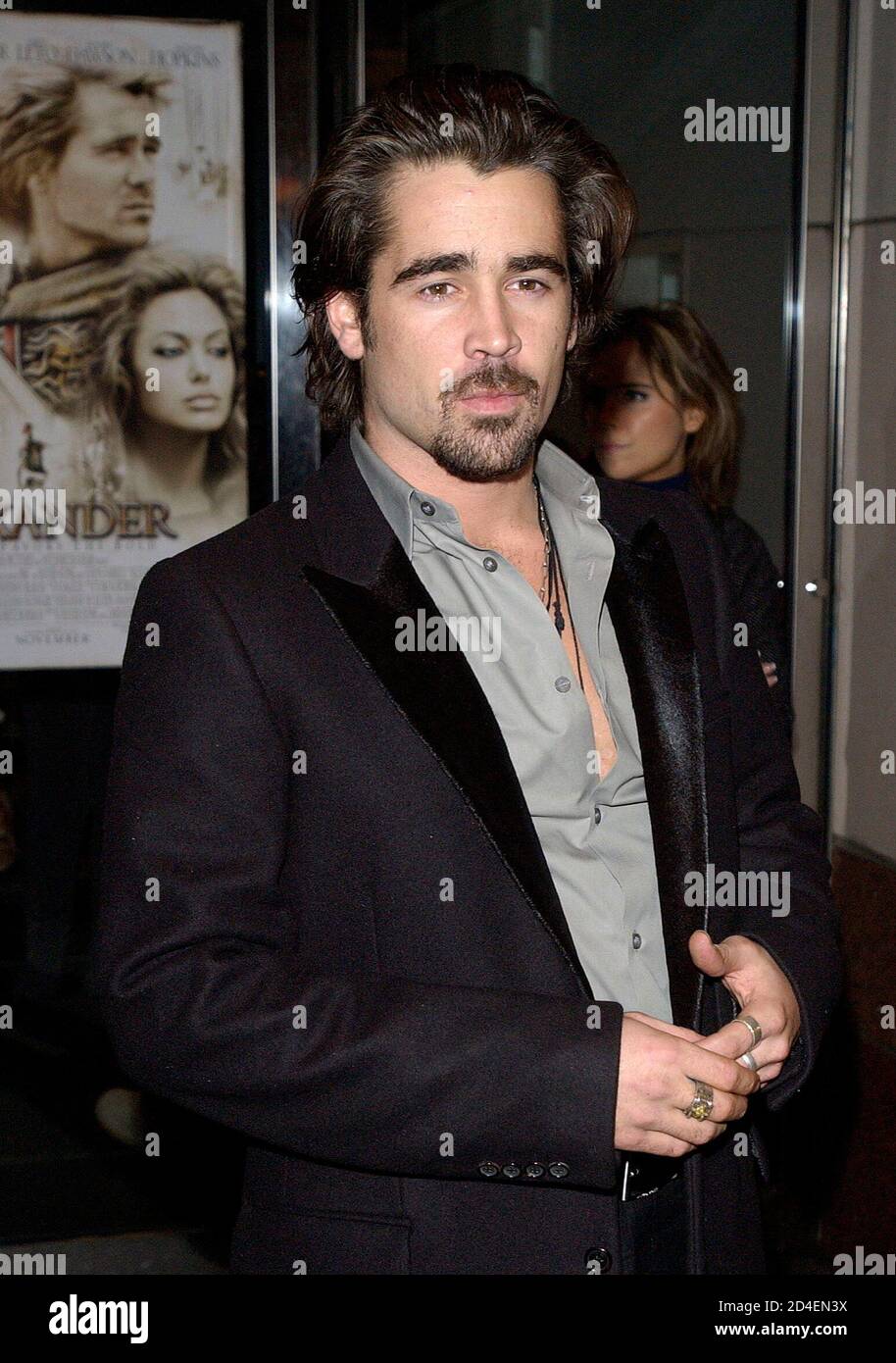 Colin farrell in alexander hi-res stock photography and images - Alamy