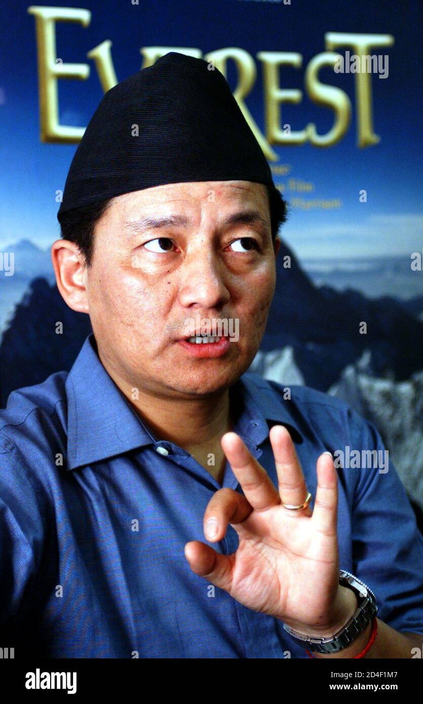Norgay tenzing on mount everest hi-res stock photography and images - Alamy