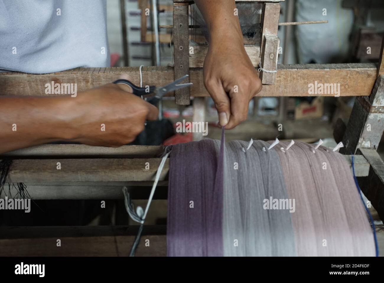 Traditional Weaving Method High Resolution Stock Photography and Images ...