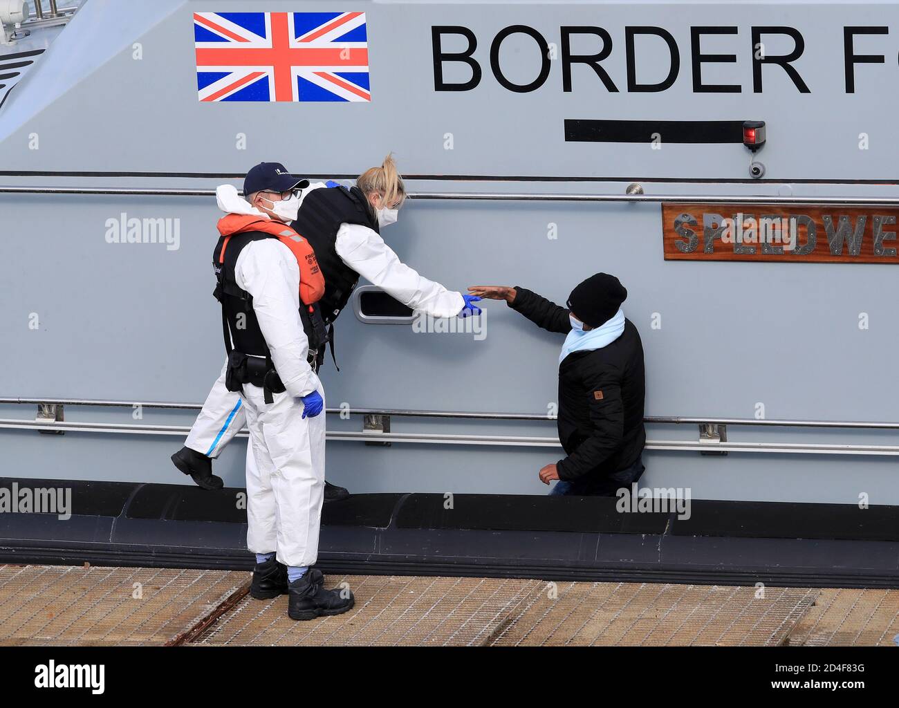 Migrant channel crossing incidents hi-res stock photography and images ...