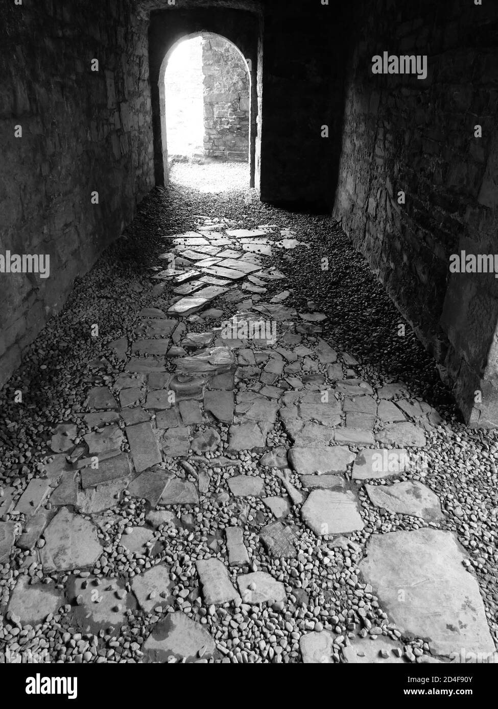 Stone corridor hi-res stock photography and images - Alamy