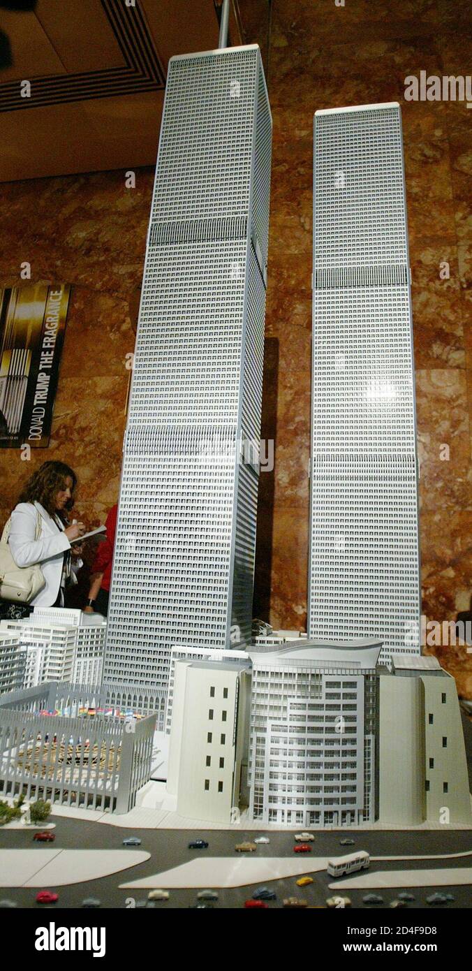 Rebuilt twin towers hi-res stock photography and images - Alamy