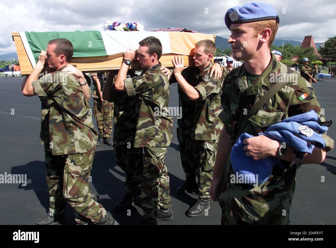 United nations soldiers ireland hi-res stock photography and images - Alamy