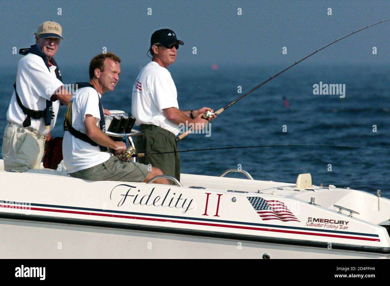 4 fishes hi-res stock photography and images - Alamy