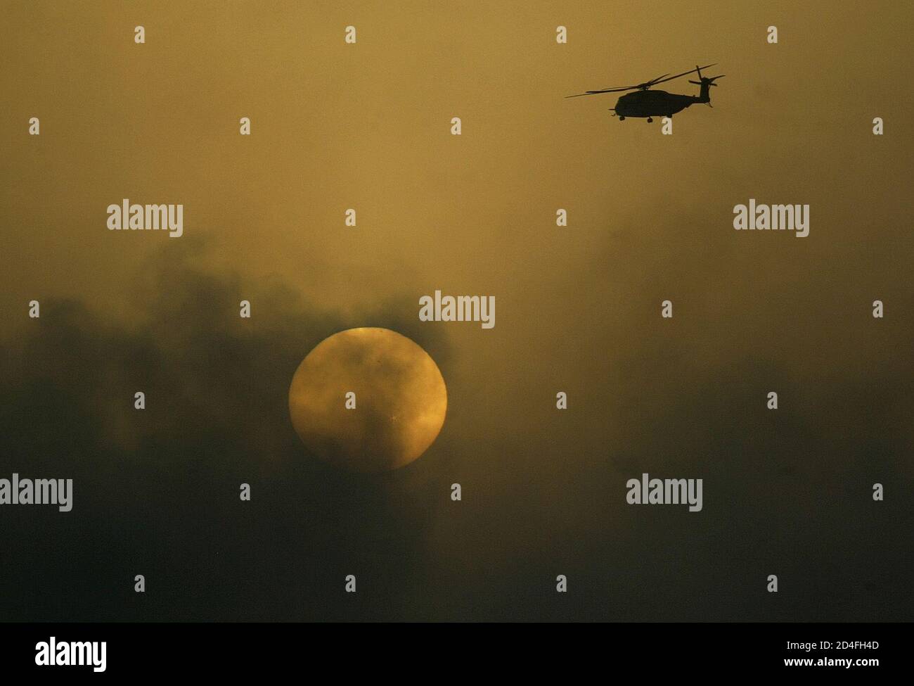 Us air strikes on iraq hi-res stock photography and images - Alamy