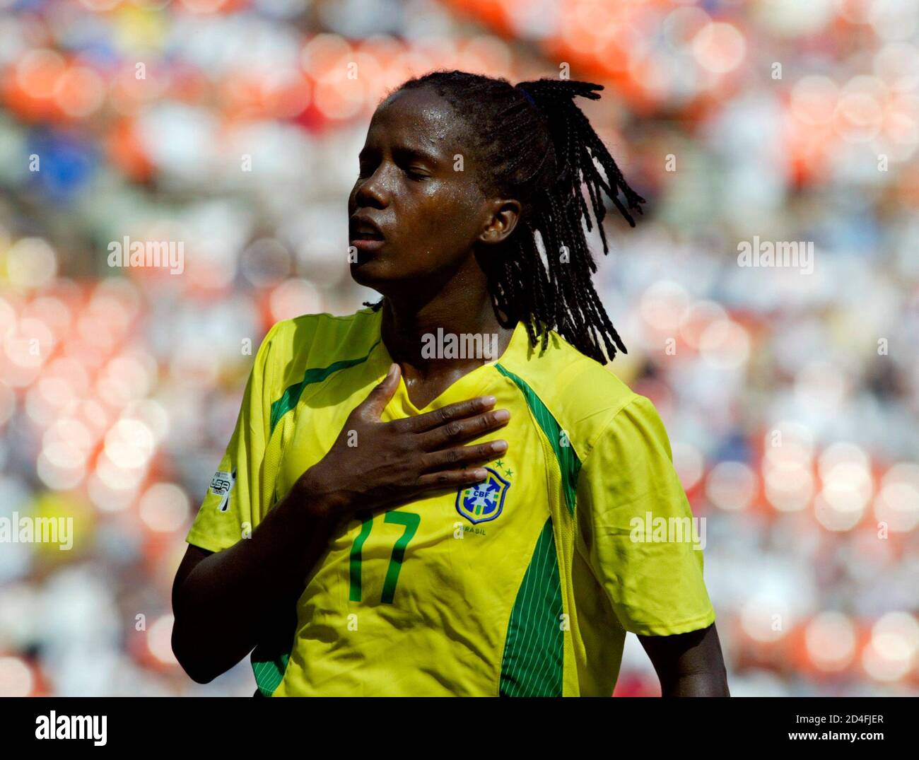 After scoring in the 1 1 draw hi-res stock photography and images - Alamy