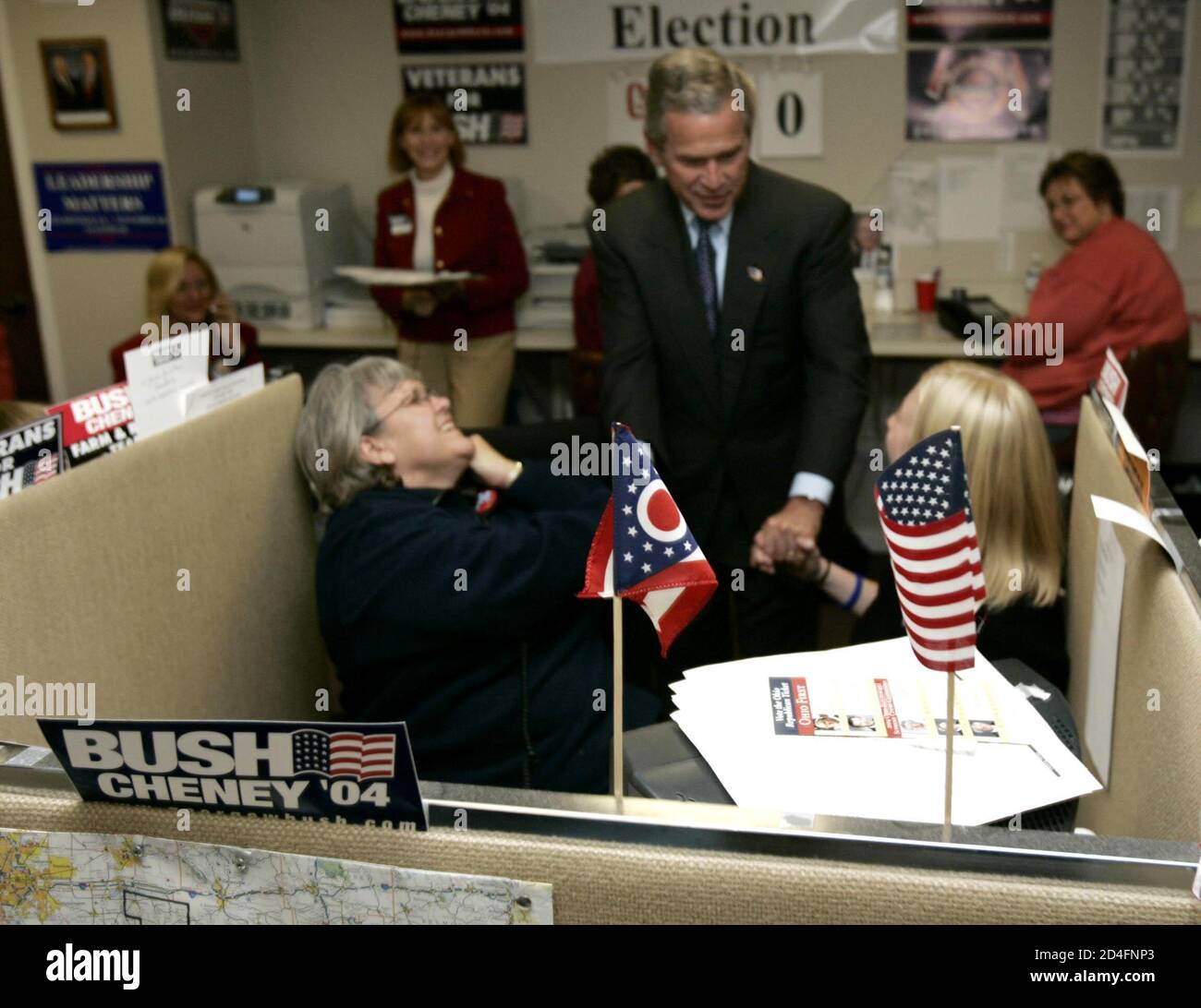 Voting cubicle hi-res stock photography and images - Alamy