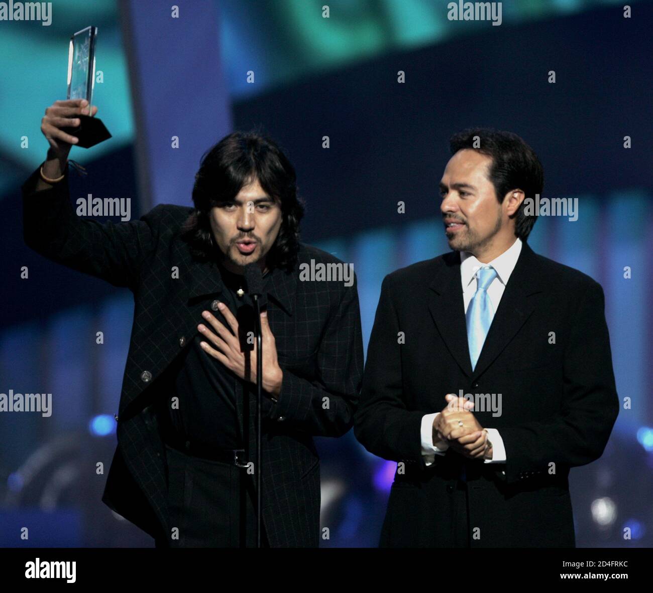 Los Temerarios High Resolution Stock Photography and Images - Alamy