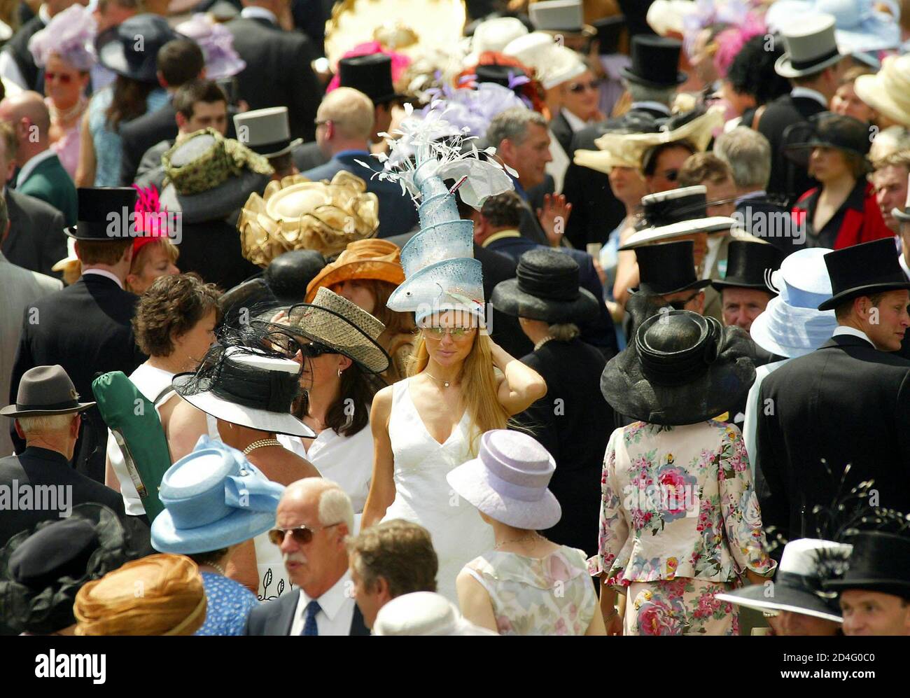 Women In Hats Horse Race High Resolution Stock Photography and Images ...