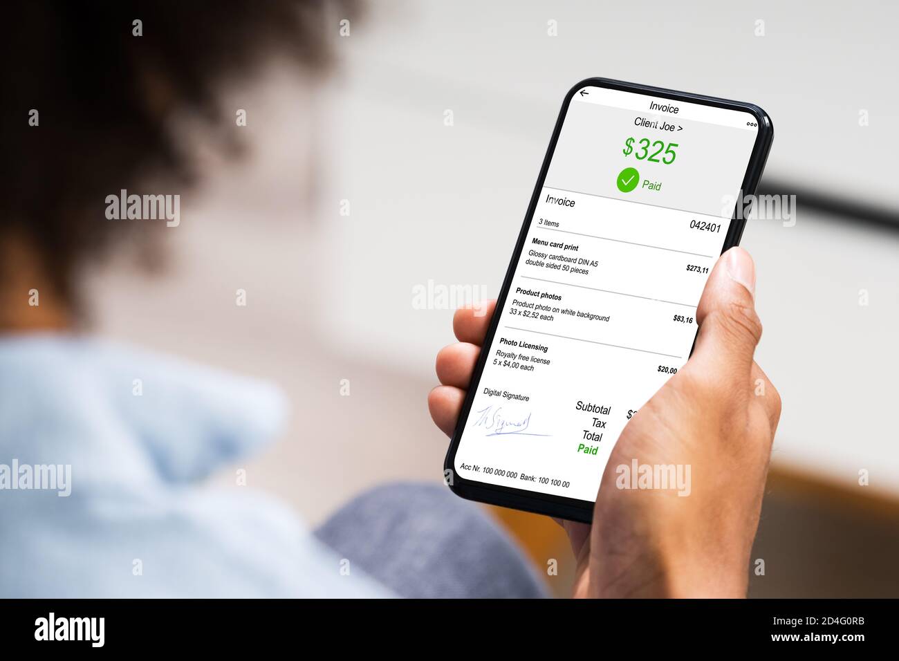 E Invoice Software. Electronic Tax Invoices Delivery Stock Photo - Alamy