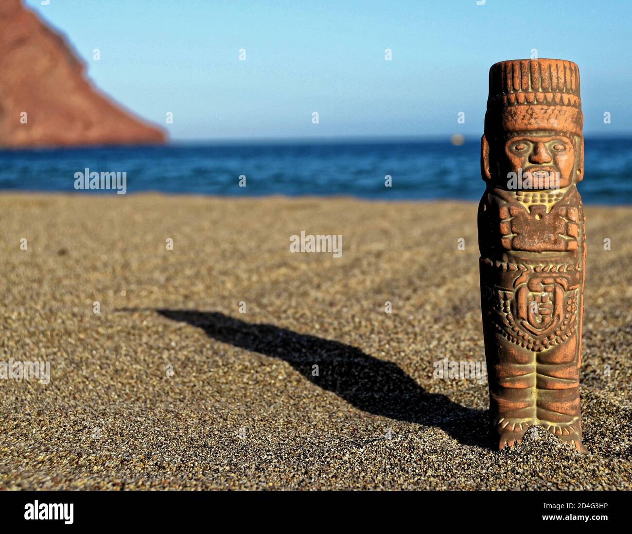 Ancient Maya Statue on the Sand Beach Stock Photo - Alamy