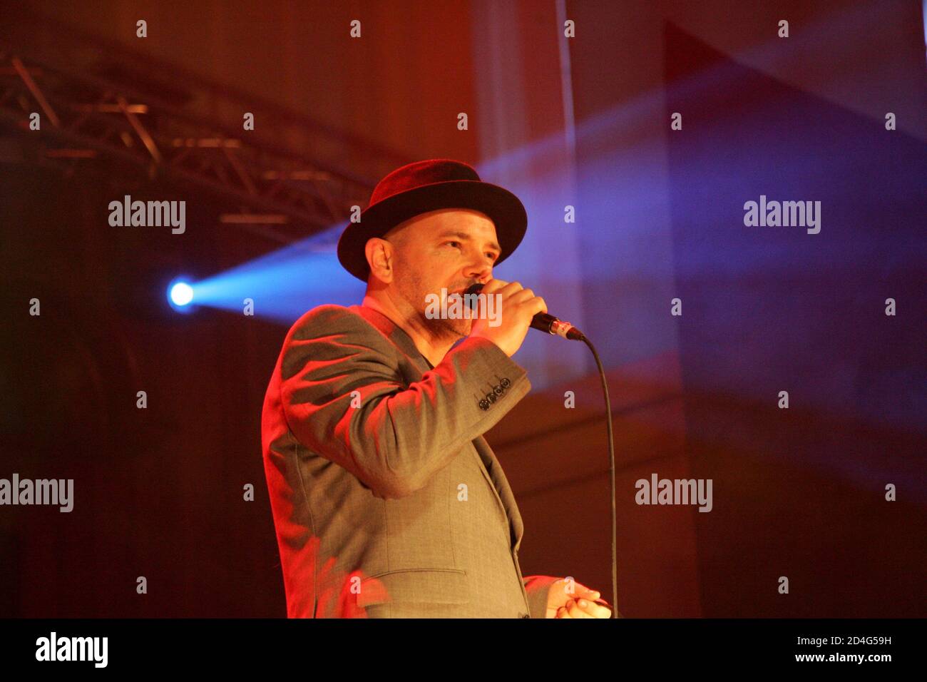 Hue and Cry is a Scottish pop duo formed in 1983 in Coatbridge ...