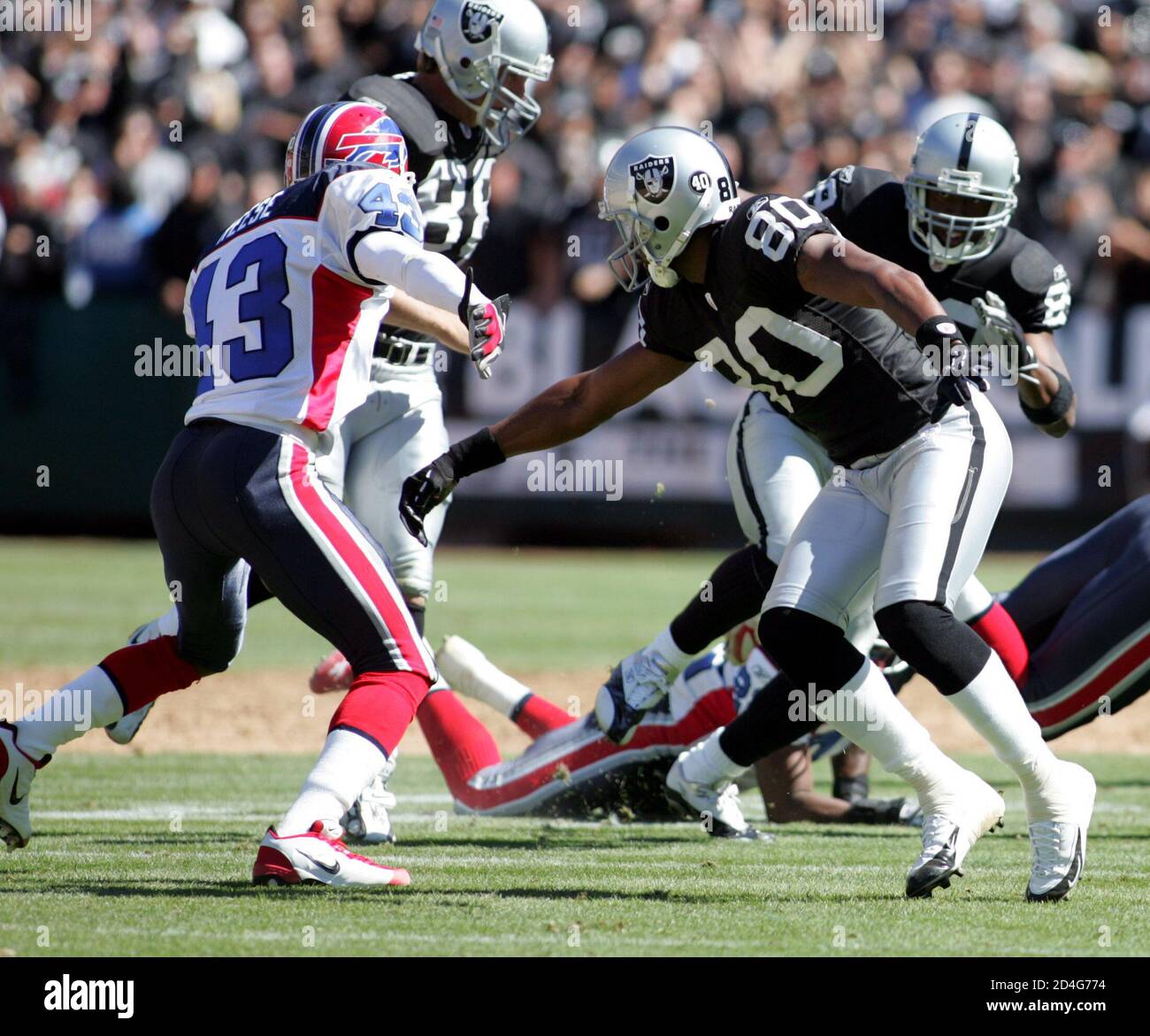 Oakland raiders jerry rice during hi-res stock photography and images ...