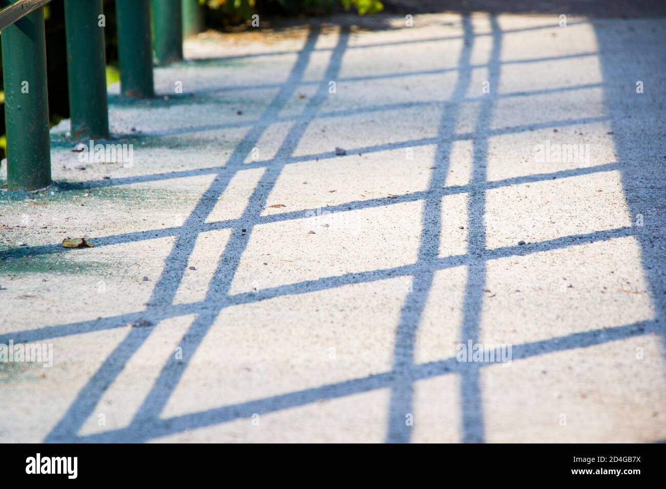 Bridge shadows background texture hi-res stock photography and images ...