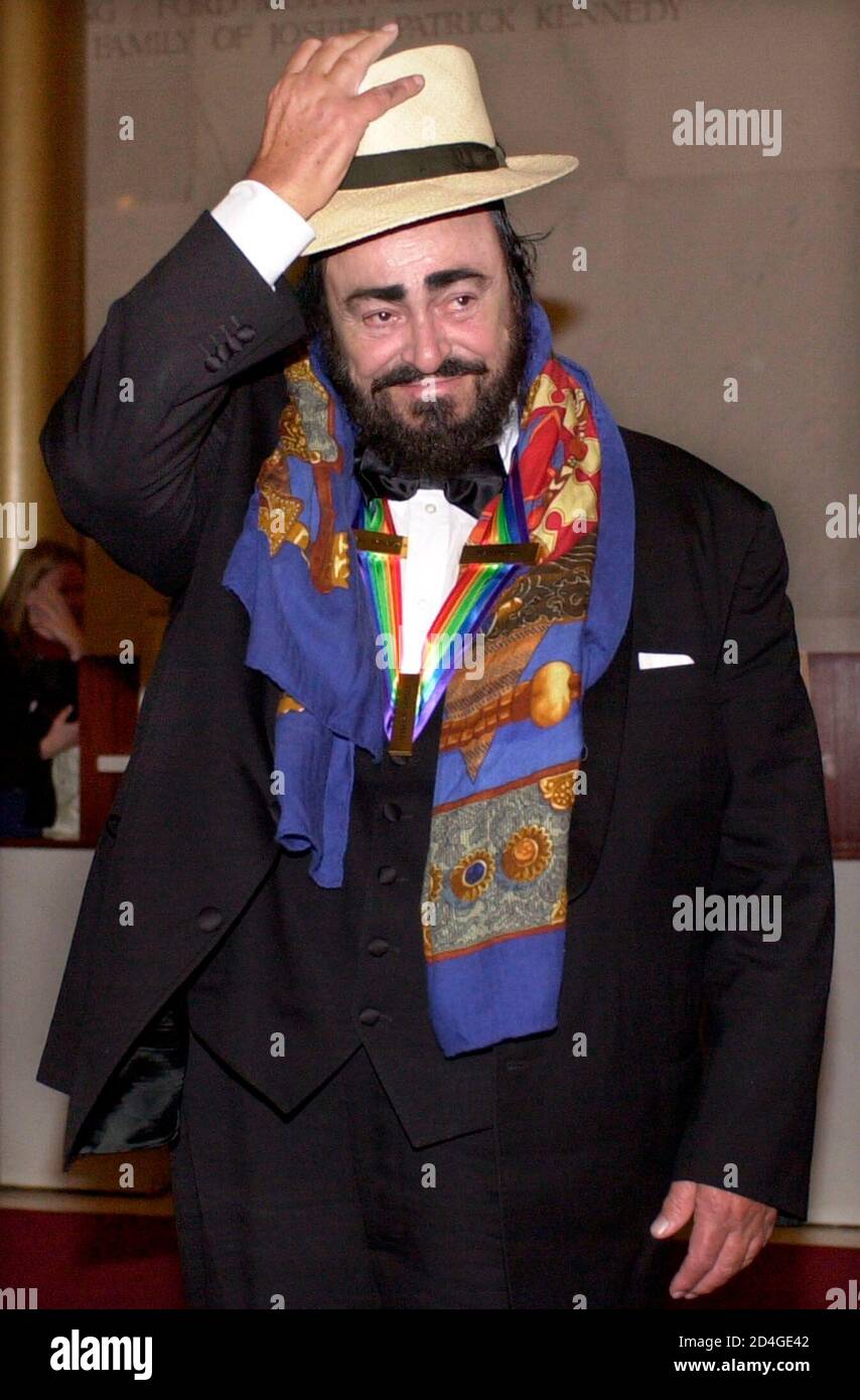 Italian opera tenor hi-res stock photography and images - Alamy