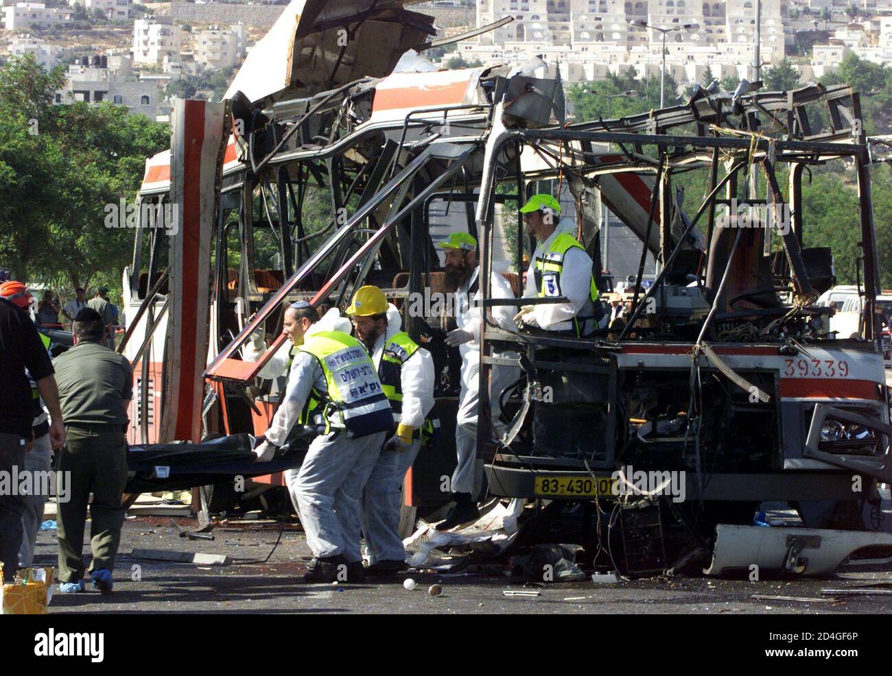 Number 32 Bus High Resolution Stock Photography and Images - Alamy