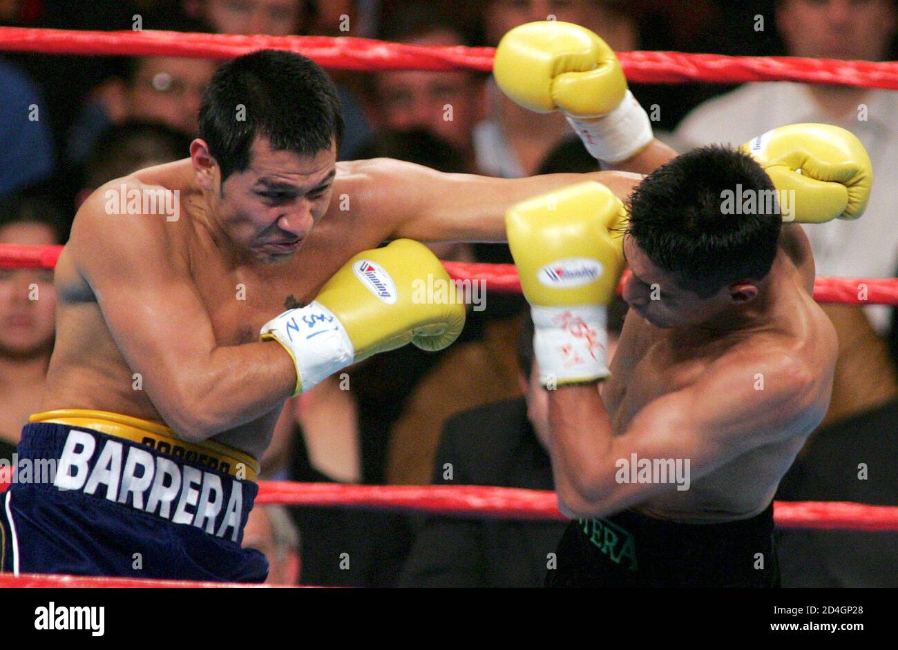 Marco antonio barrera erik morales hi-res stock photography and images ...