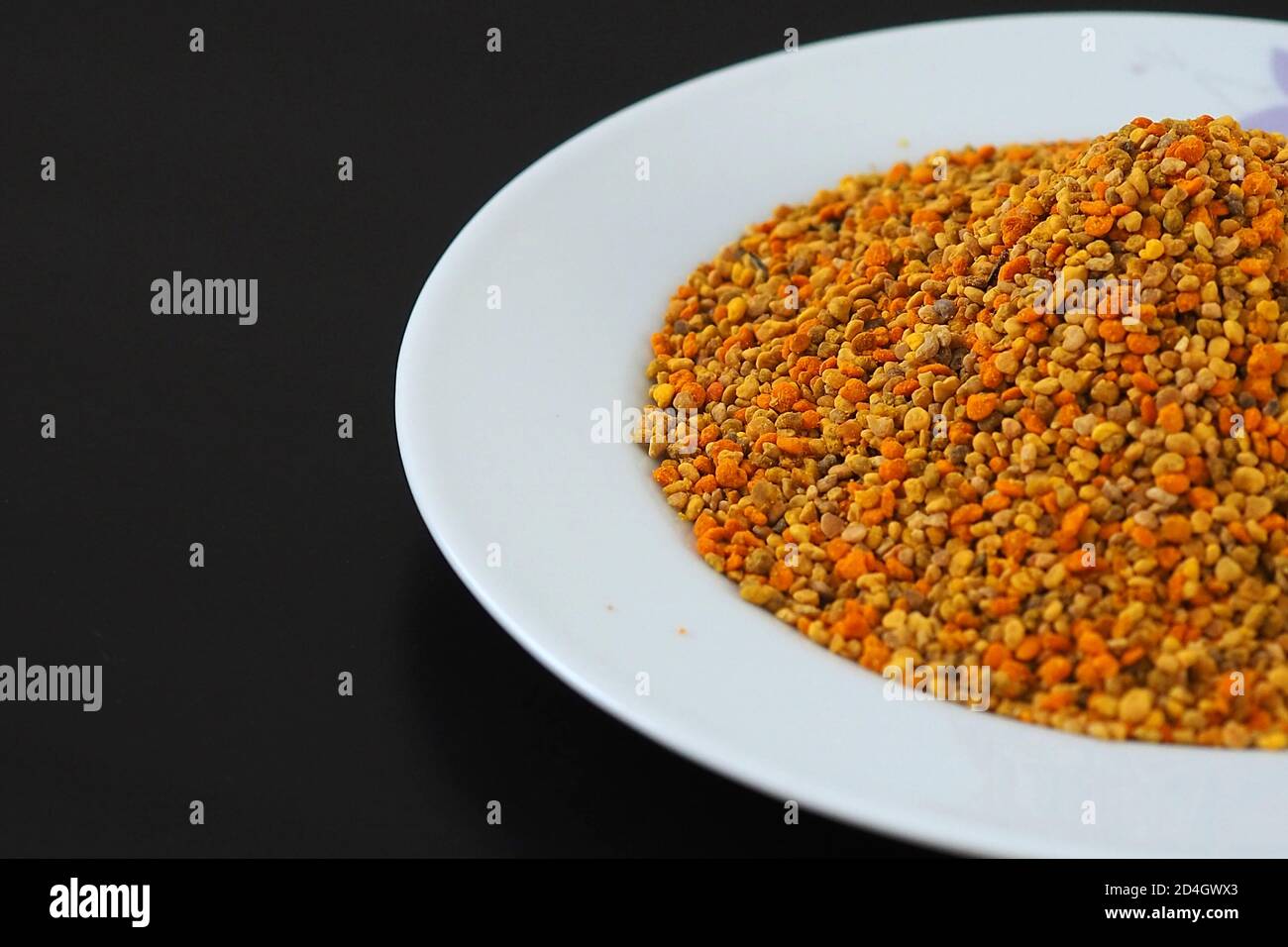 fresh bee pollen, natural vitamin source, empowering bee pollen Stock ...