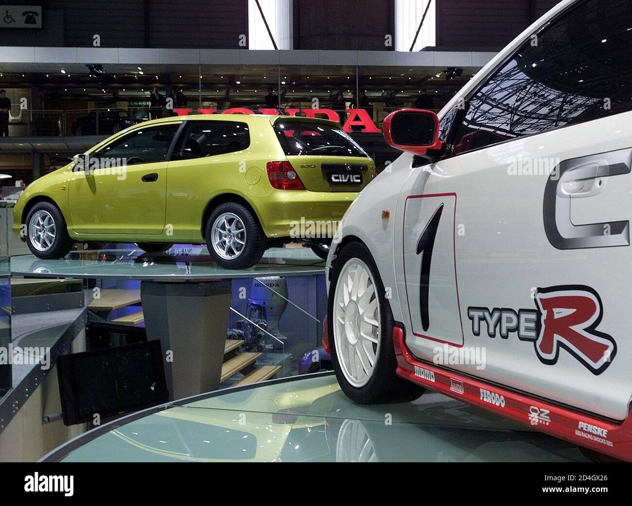 Honda type r engine hi-res stock photography and images - Alamy