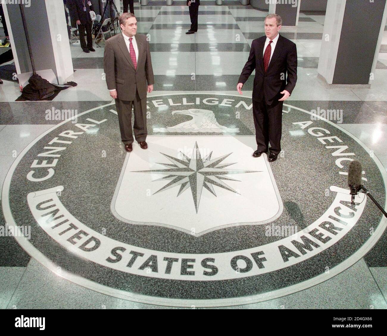 George j tenet hi-res stock photography and images - Alamy