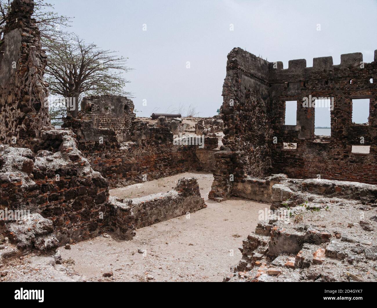 James island gambia hi-res stock photography and images - Alamy