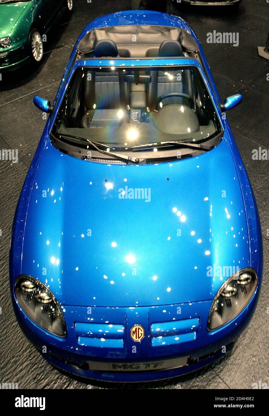 A 6 8 hp hi-res stock photography and images - Alamy