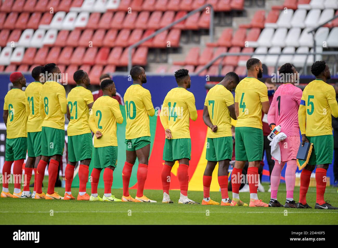 Cameroon national football team hi-res stock photography and images - Alamy