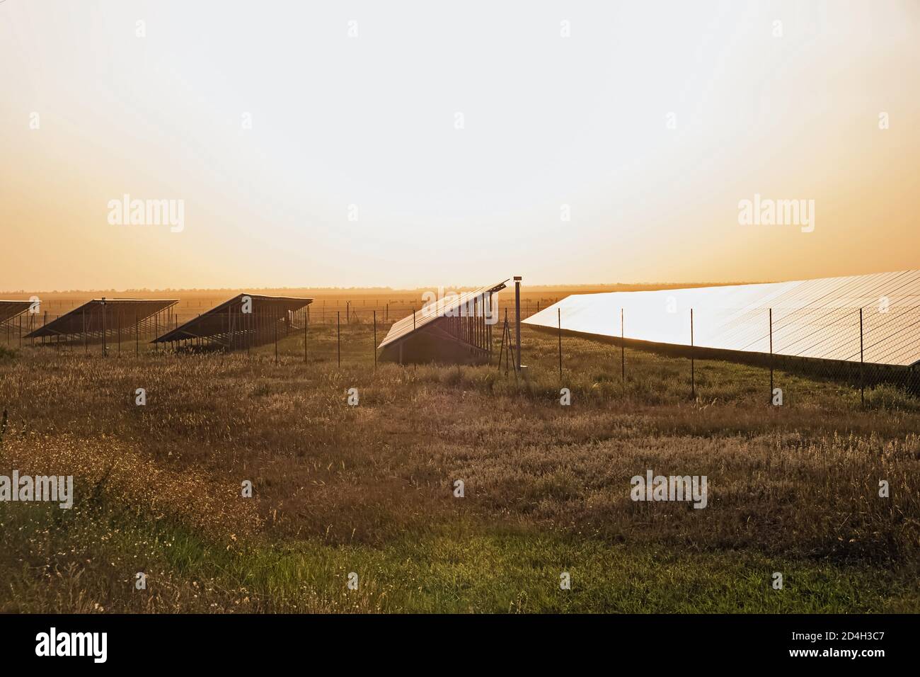 Solar panel reflecting light hi-res stock photography and images - Alamy