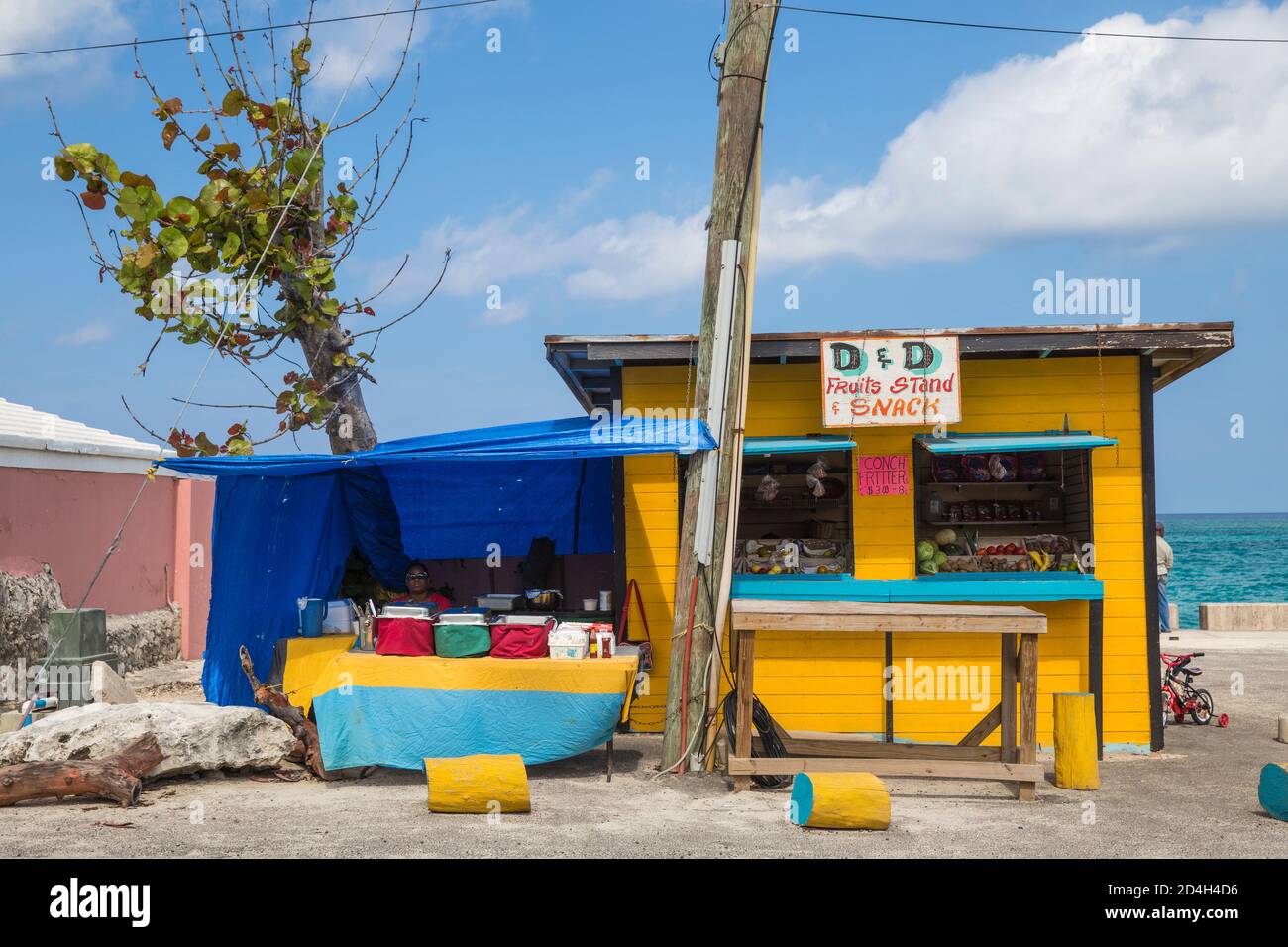 Caribbean, Bahamas, Providence Island, Fruit stand Stock Photo - Alamy