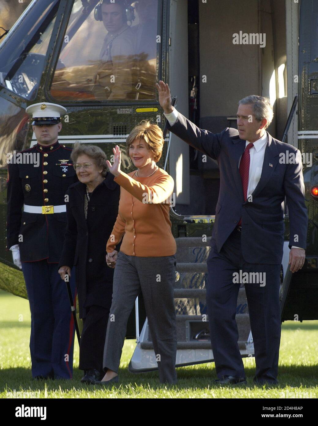 U s first lady laura welch hi-res stock photography and images - Alamy