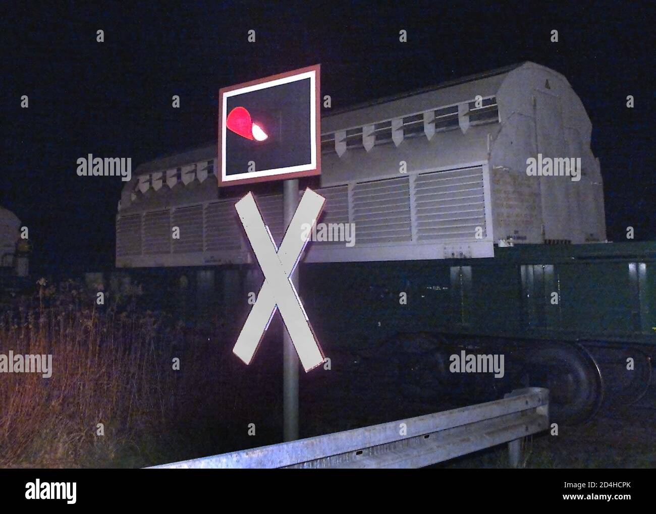 Nuclear waste storage containers hi-res stock photography and images ...