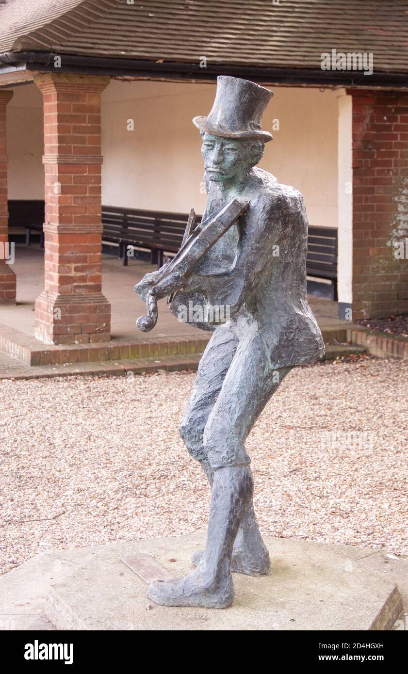 The Sidmouth Fiddler, a statue commemorating 50 years of Sidmouth Folk ...
