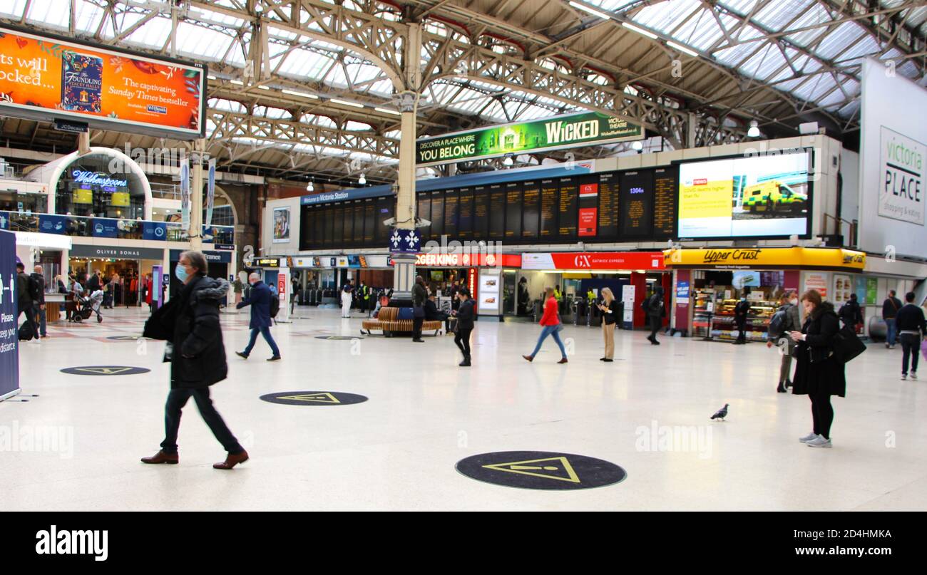 Inside Victoria Railway Station London England UK during the pandemic ...