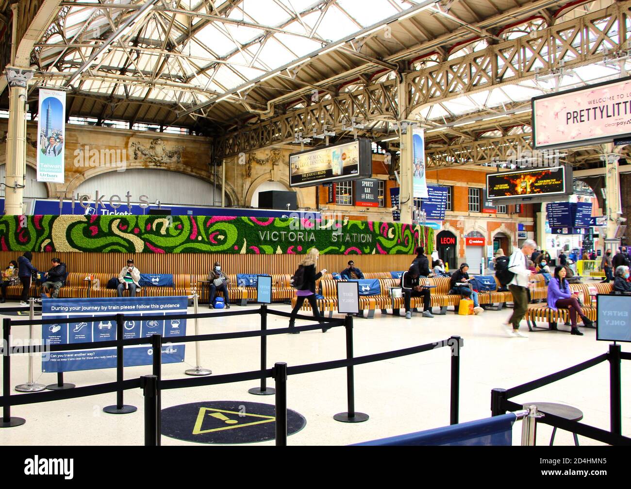 Inside Victoria Railway Station London England UK during the pandemic ...