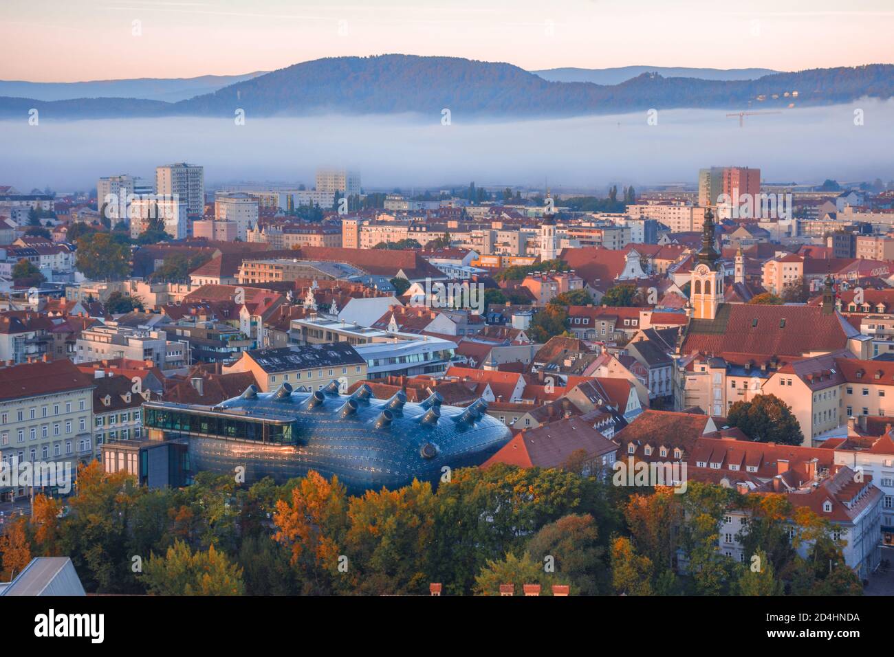 Kunsthaus graz hi-res stock photography and images - Alamy
