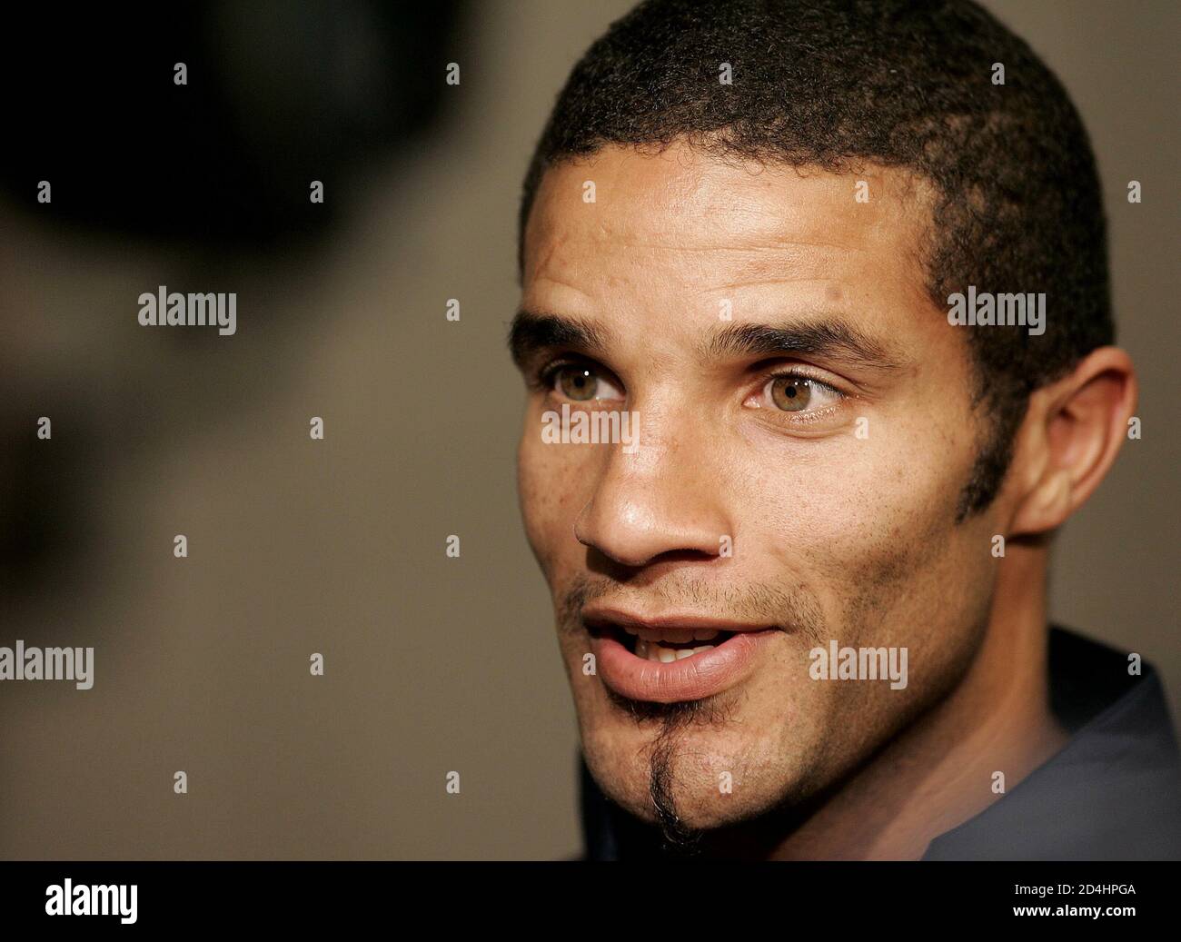 England goalkeeper david james hi-res stock photography and images - Alamy