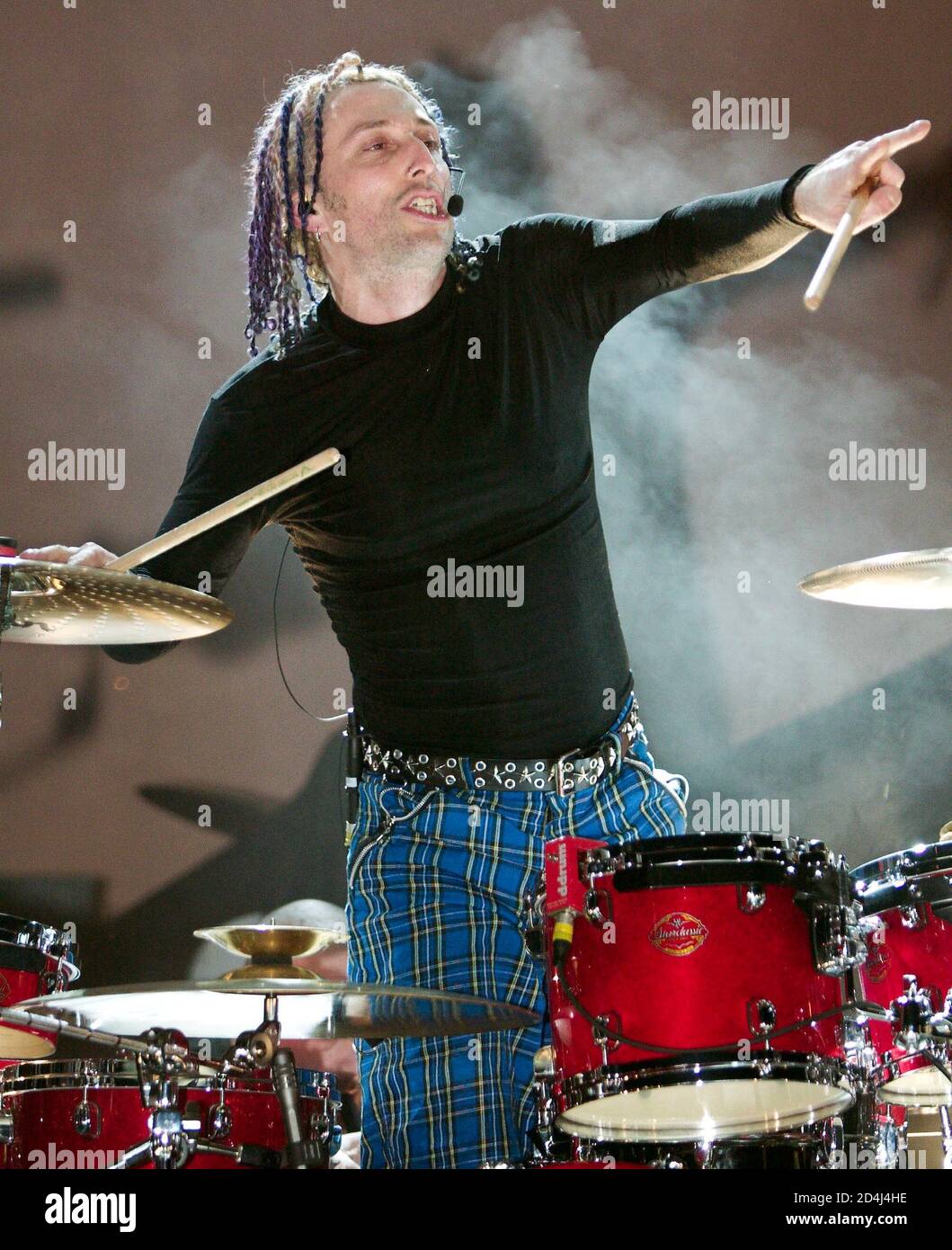 Sevendust hi-res stock photography and images - Alamy