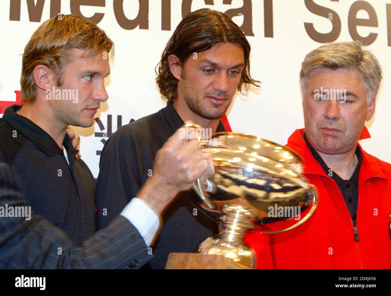 Paolo maldini trophy hi-res stock photography and images - Alamy