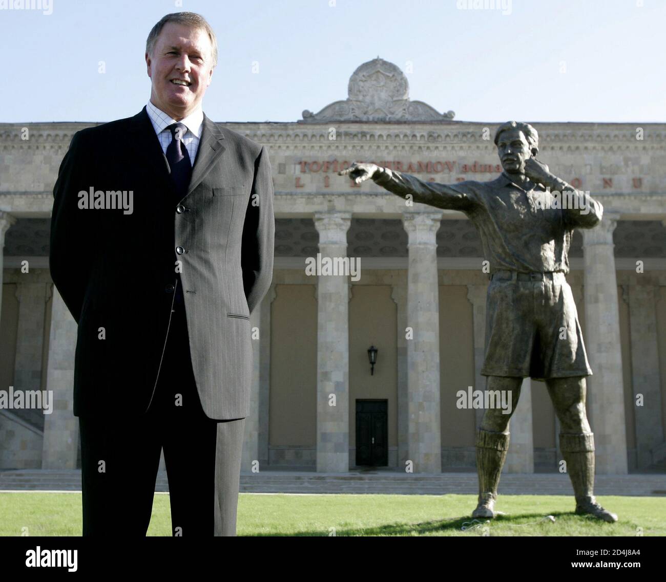 Referee bakhramov hi-res stock photography and images - Alamy