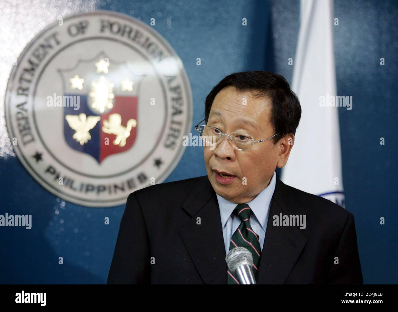 Filipino foreign affairs secretary hi-res stock photography and images ...