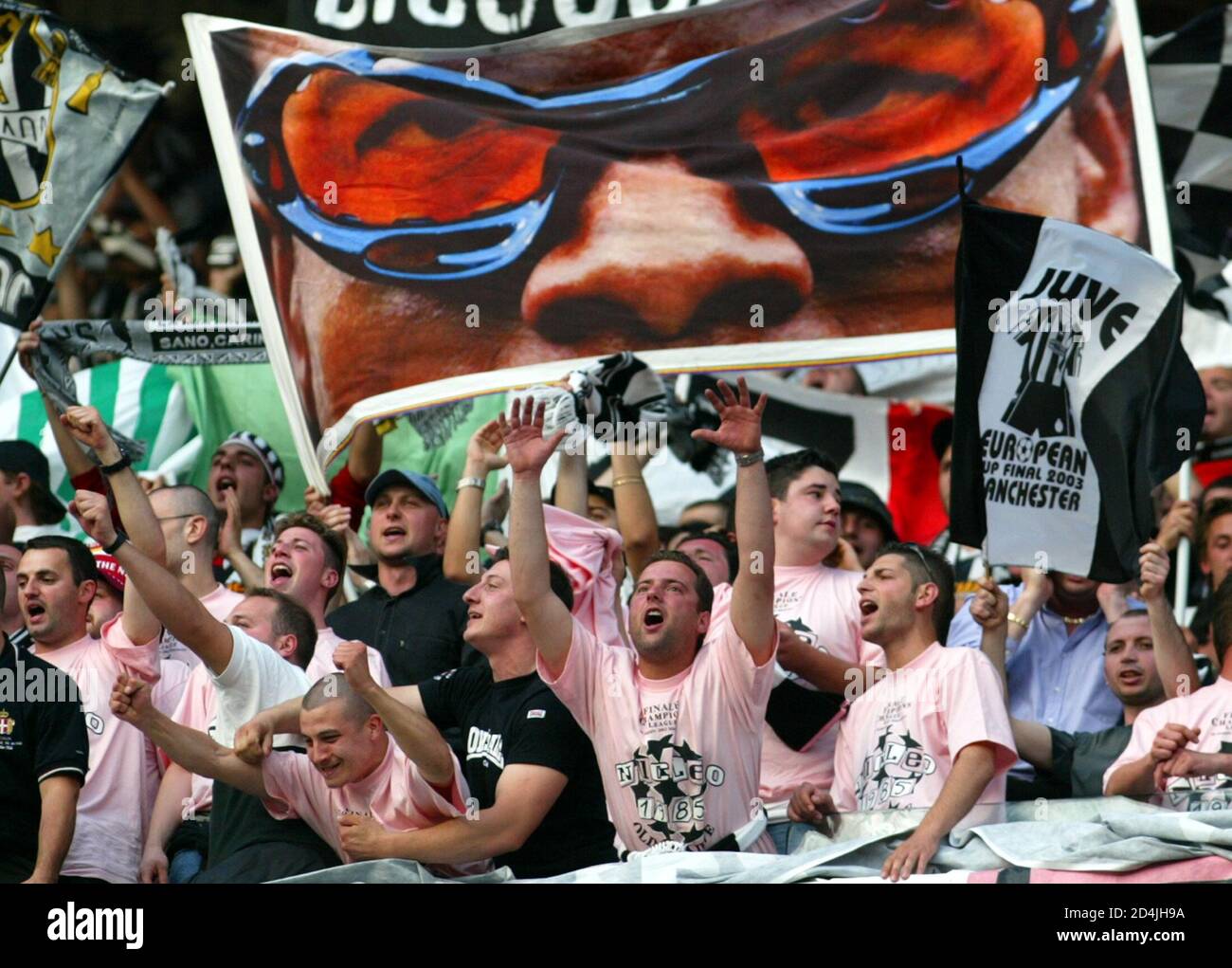 Edgar davids of ac milan hi-res stock photography and images - Alamy