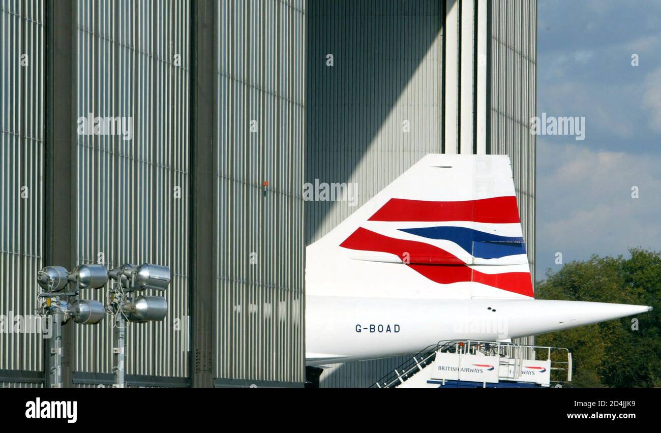 British airways hanger hi-res stock photography and images - Alamy