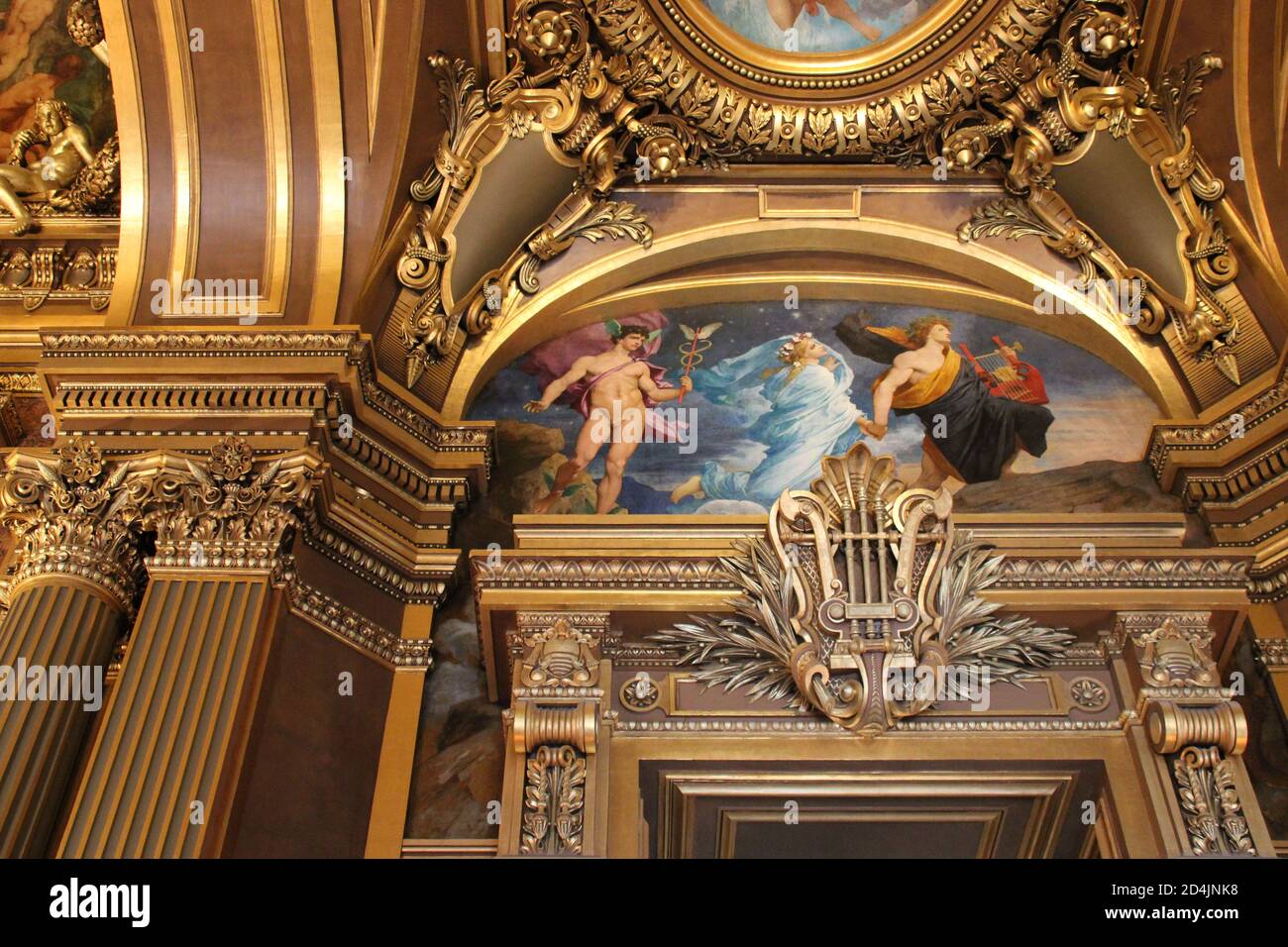 Salon dore hi-res stock photography and images - Alamy