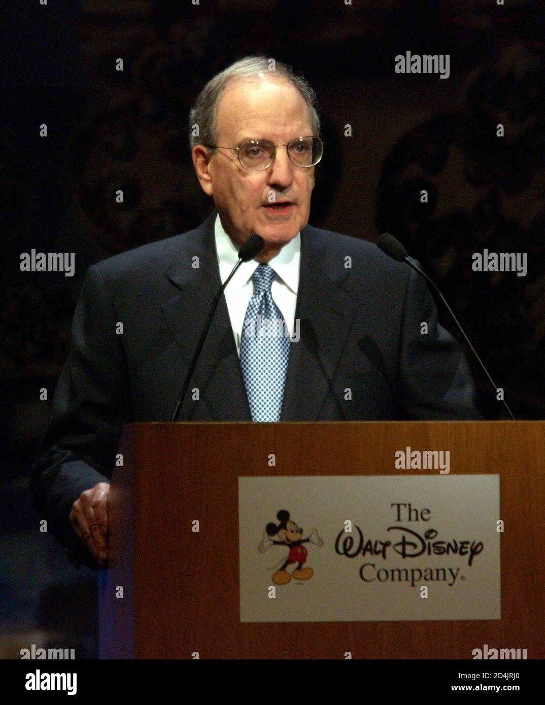 Senator george j mitchell hi-res stock photography and images - Alamy