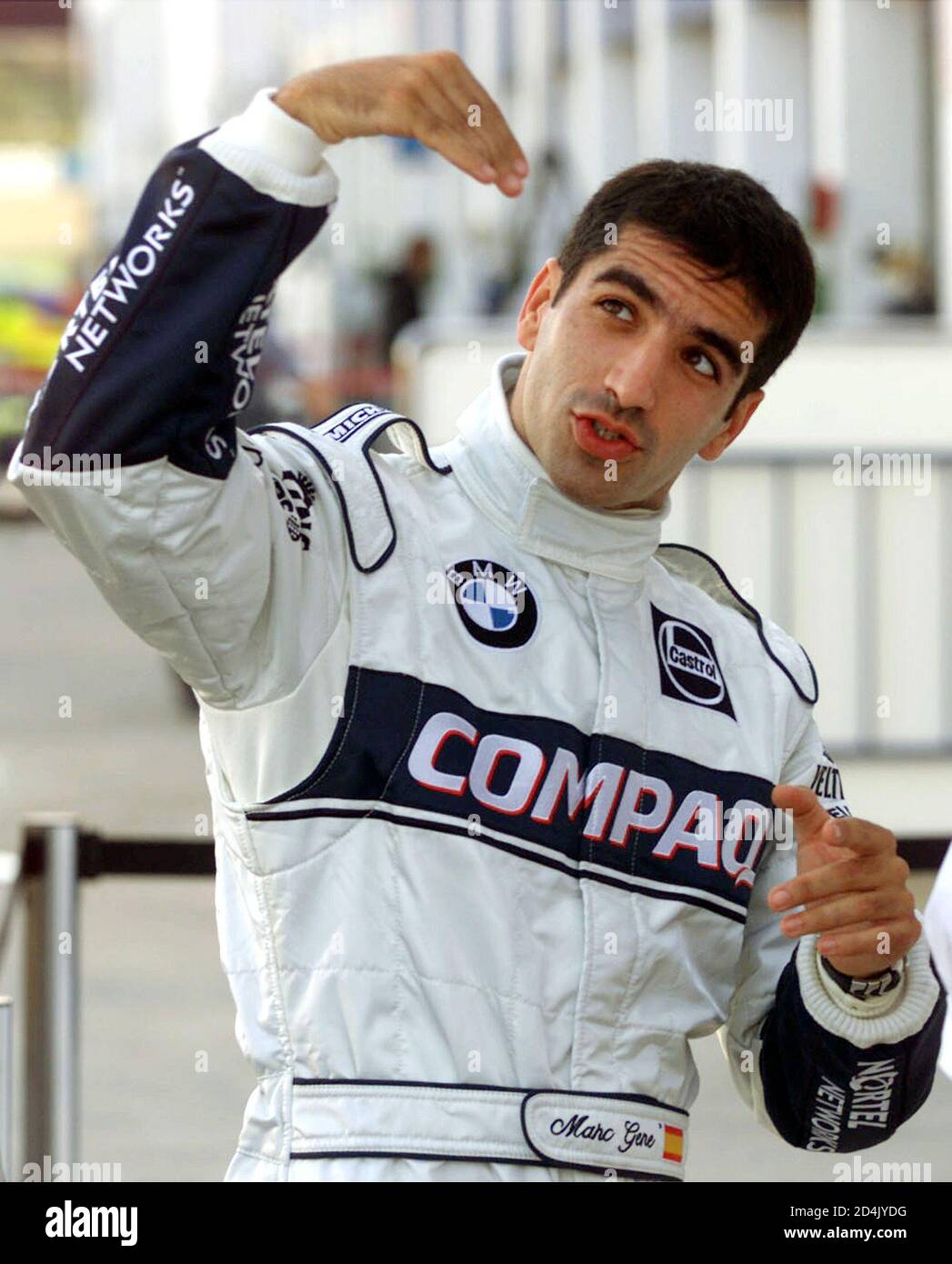 Williams f1 team mechanics hi-res stock photography and images - Alamy