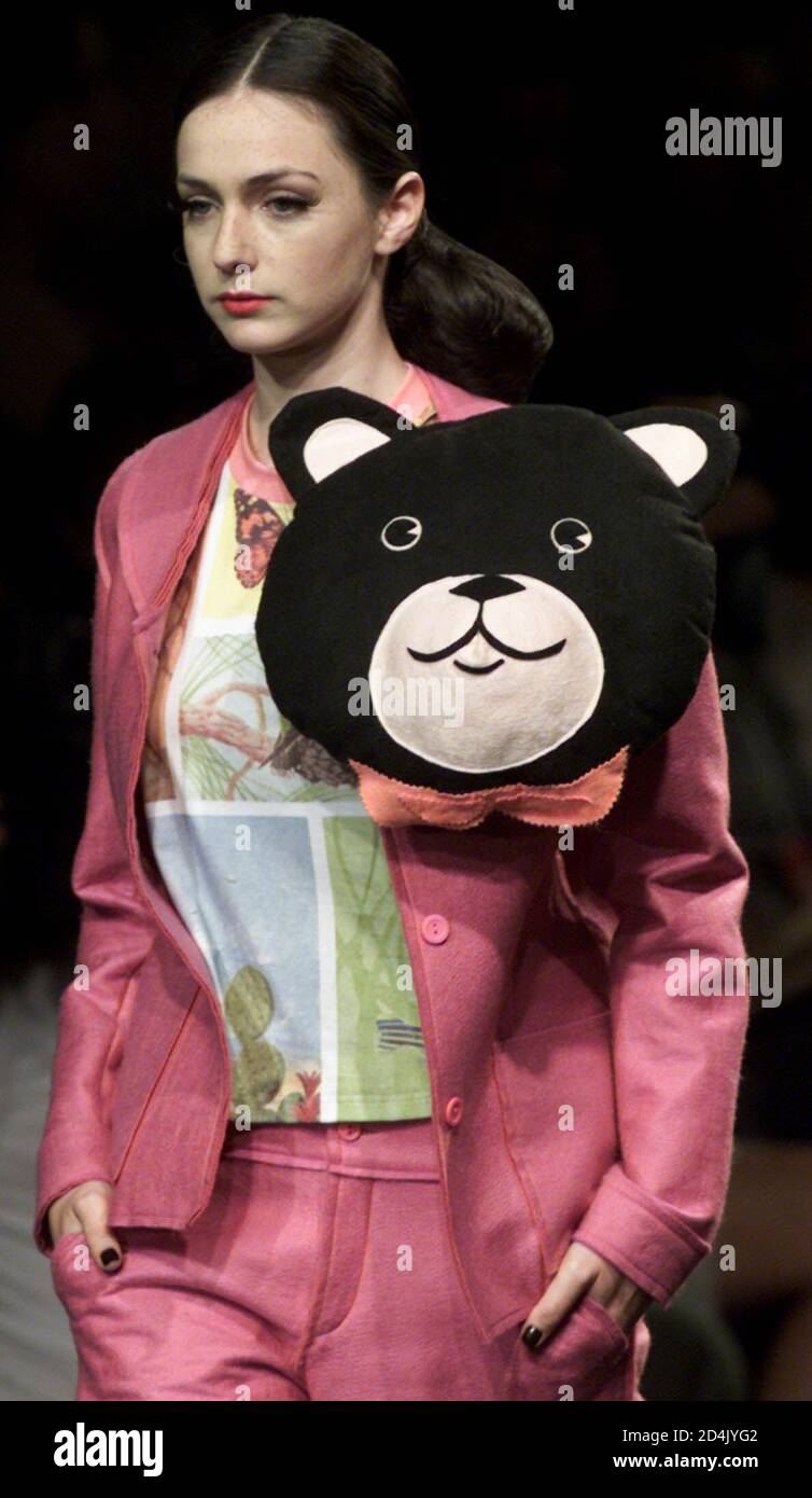 Sommer fashion hi-res stock photography and images - Alamy