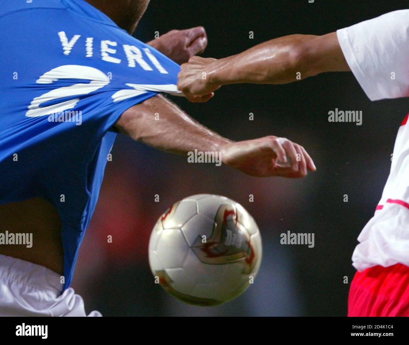 Italys christian vieri in action hi-res stock photography and images ...