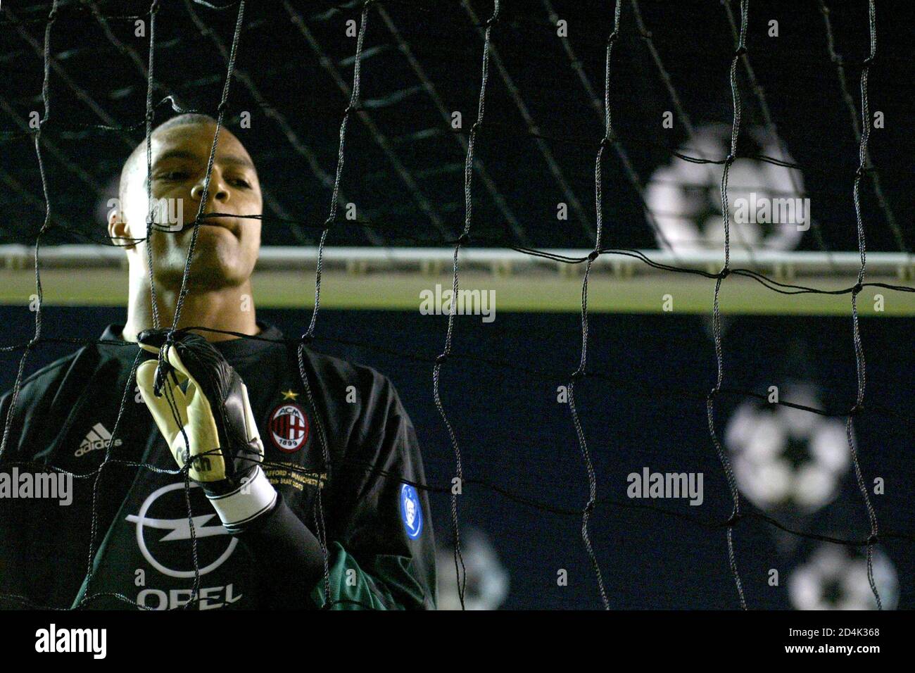 Brazilian goalkeeper dida hi-res stock photography and images - Alamy